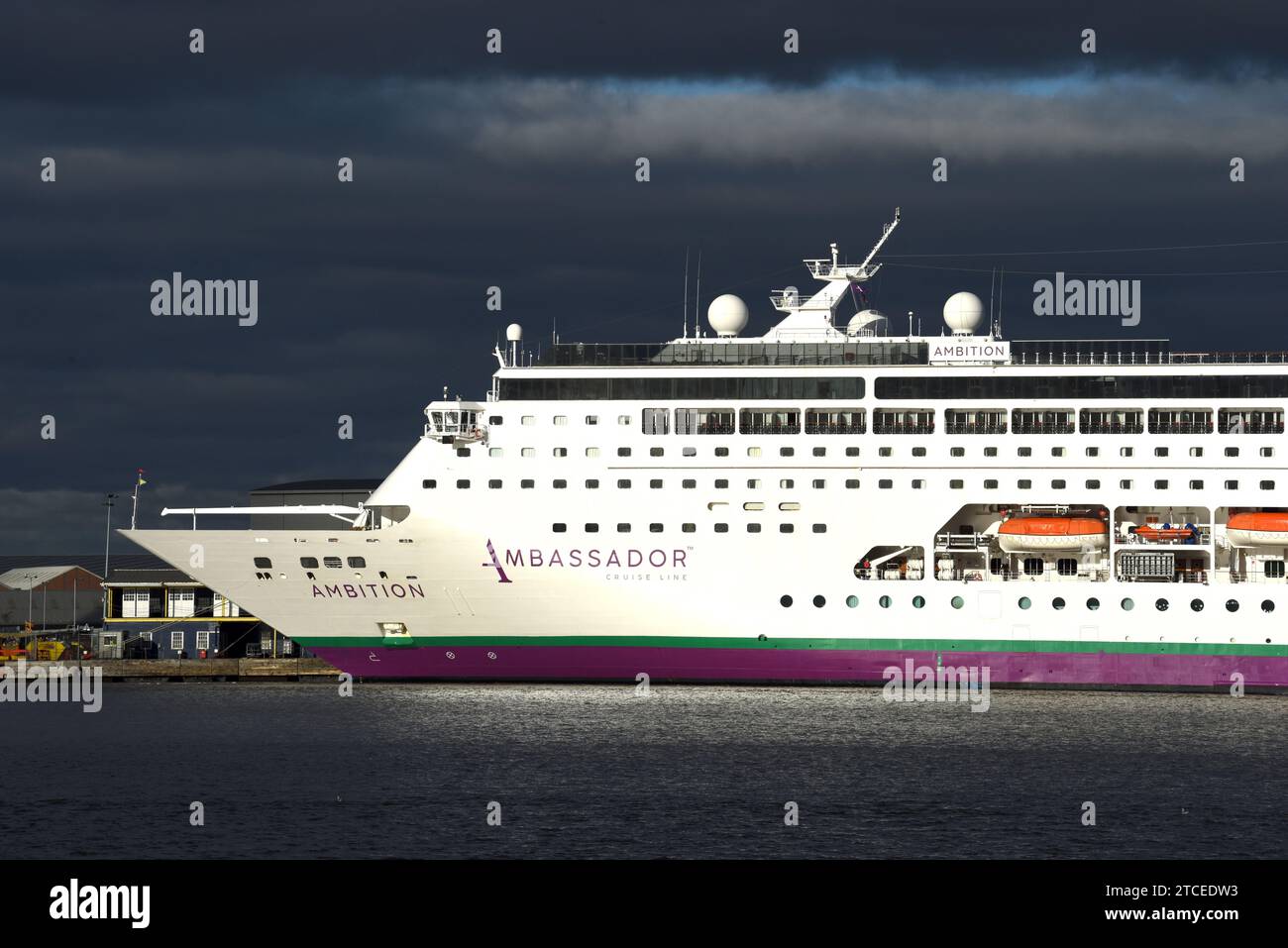 Due to technical problems with Ambiance (in dry dock in Bremerhaven ...