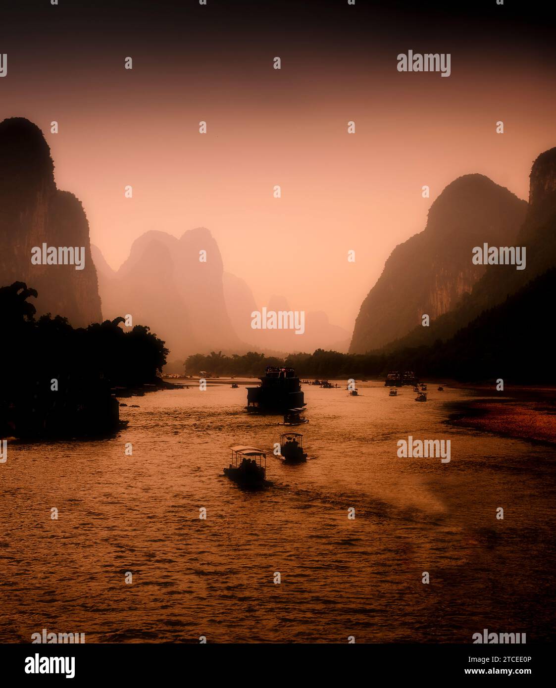 Li river china hi-res stock photography and images - Alamy