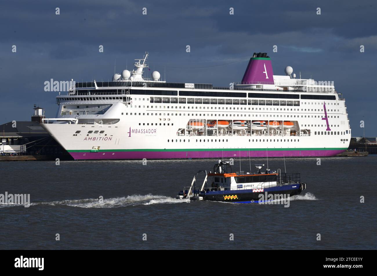 Due to technical problems with Ambiance (in dry dock in Bremerhaven ...