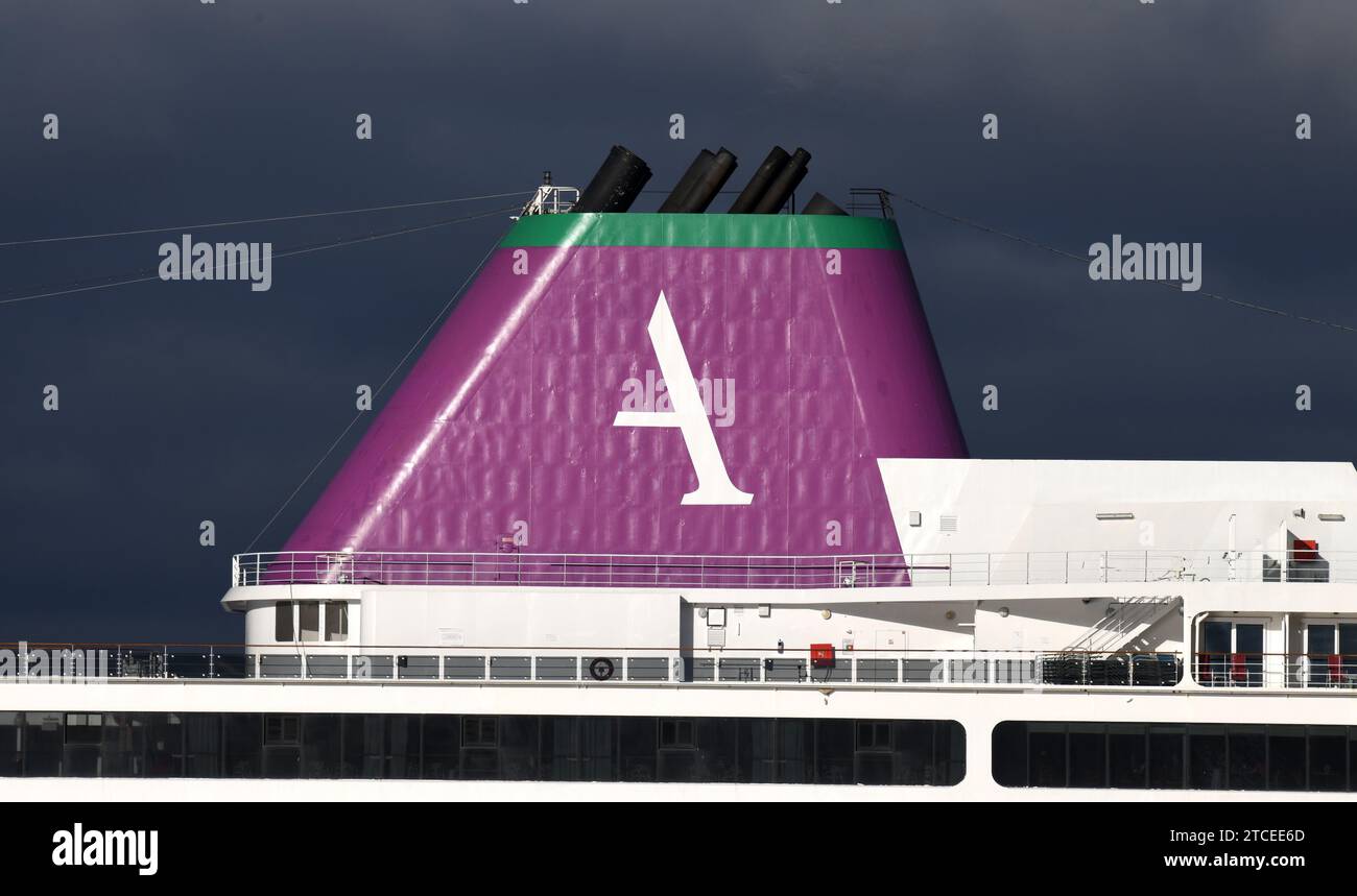 Ms ambition ambition ambassador cruise line daily life ambas hi-res ...