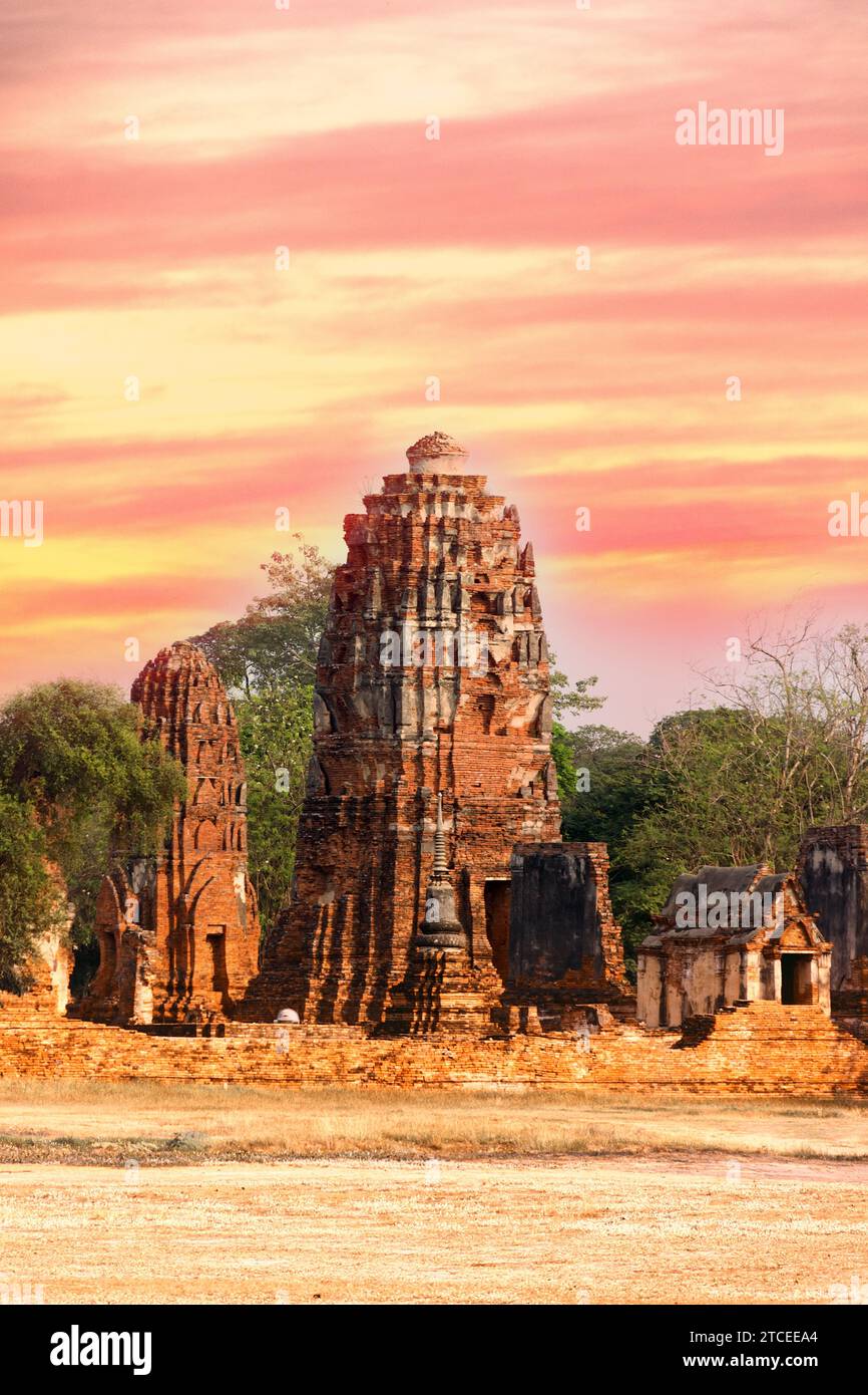 Ruins of Buddhist ancient shikhara, dagoba, stupa in southern Thailand ...