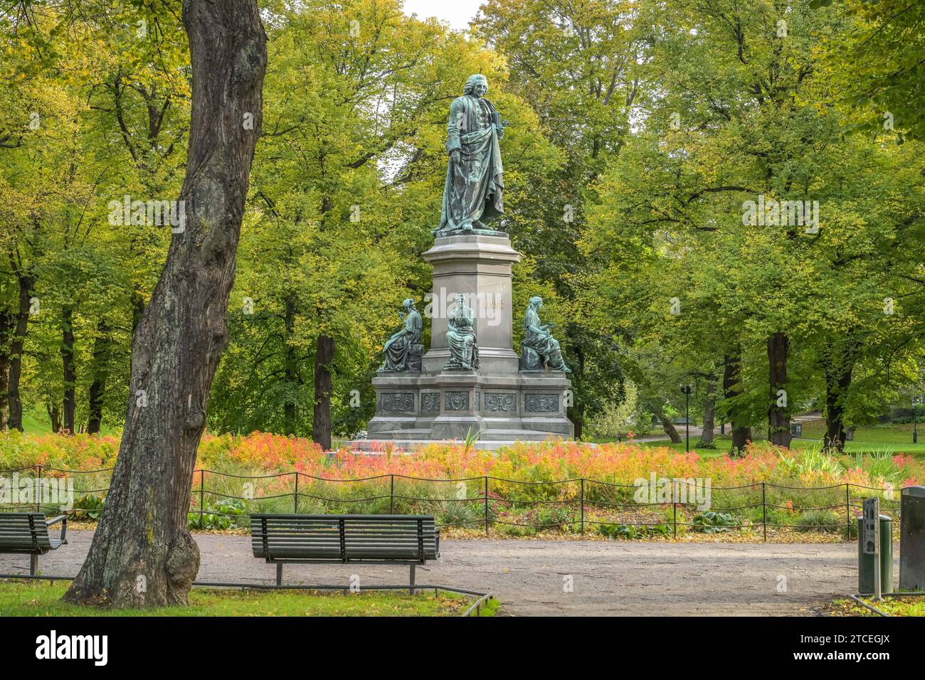 Denkmal Carl von LinnÃ , Königlicher Garten Humlegarden, Karlaväge ...