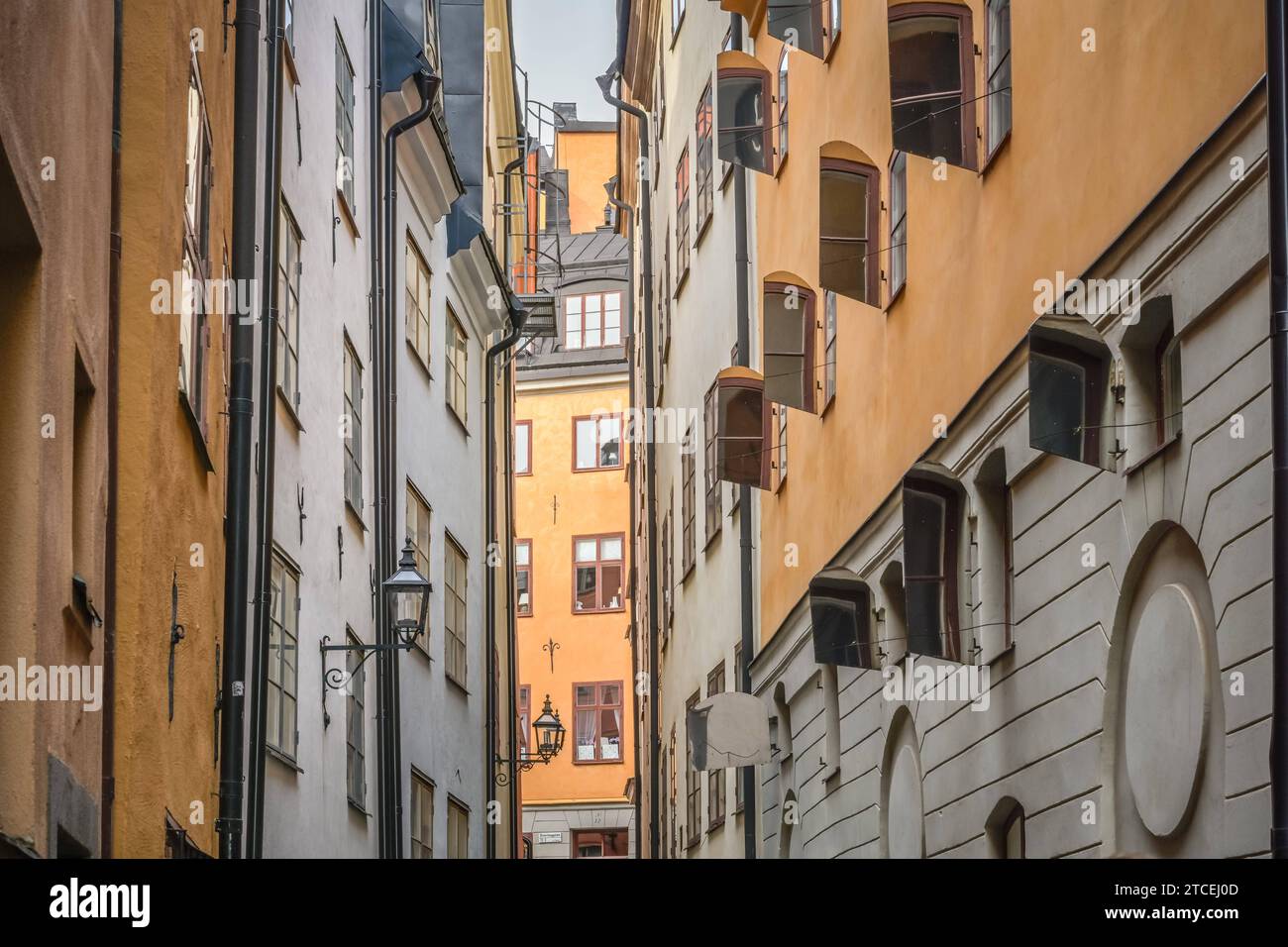 Gasse, Altstadt, Gamla Stan, Stockholm, Schweden *** Alley, Old Town ...