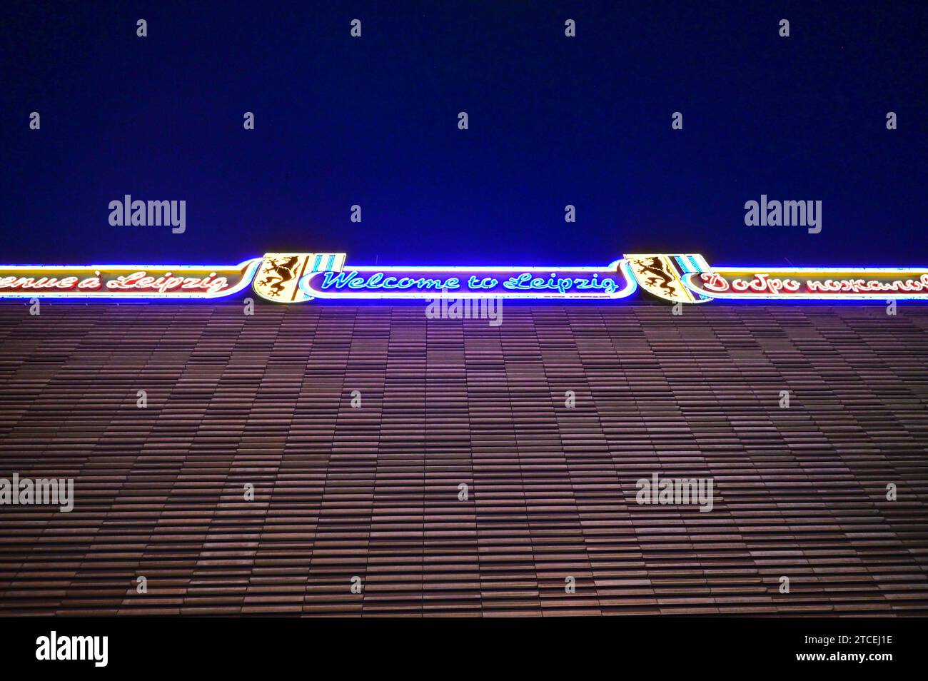 Historical illuminated signs "I praise my Leipzig" (Goethe) and ...