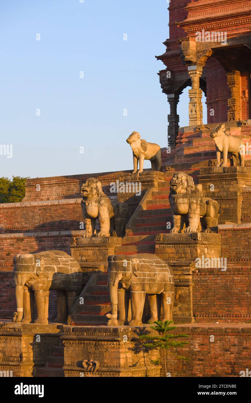 Nepal, Bhaktapur, Durbar Square, Fasidega Temple, Shilu Mahadev Stock ...