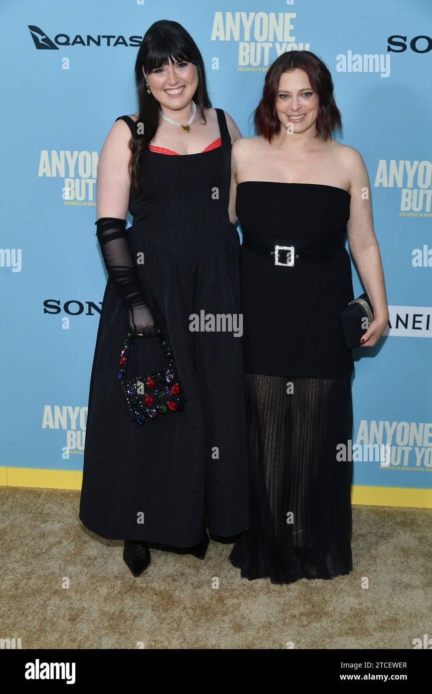 Photo by: NDZ/STAR MAX/IPx 2023 12/11/23 Ilana Wolpert and Rachel Bloom ...