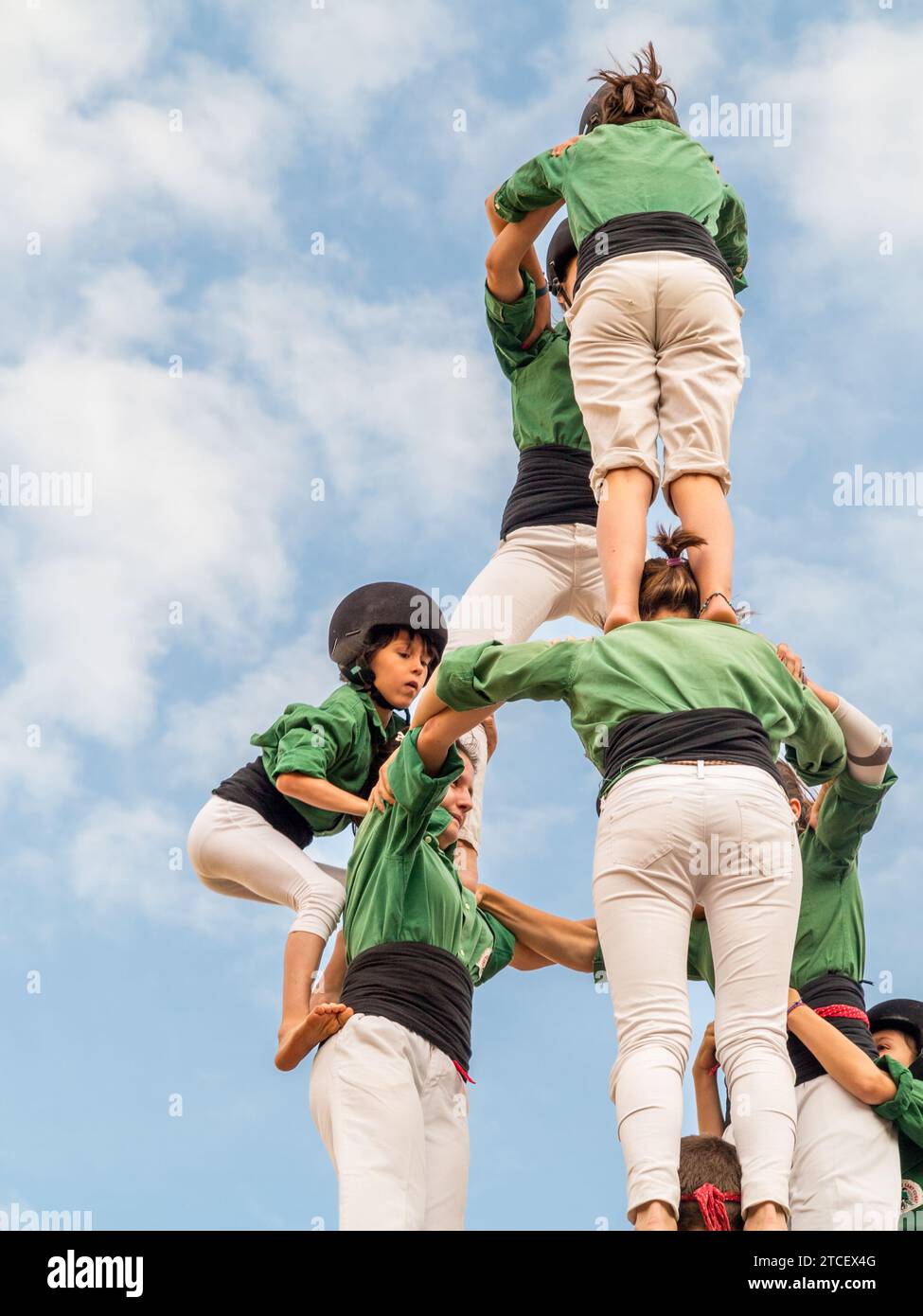 Human tower barcelona hi-res stock photography and images - Alamy