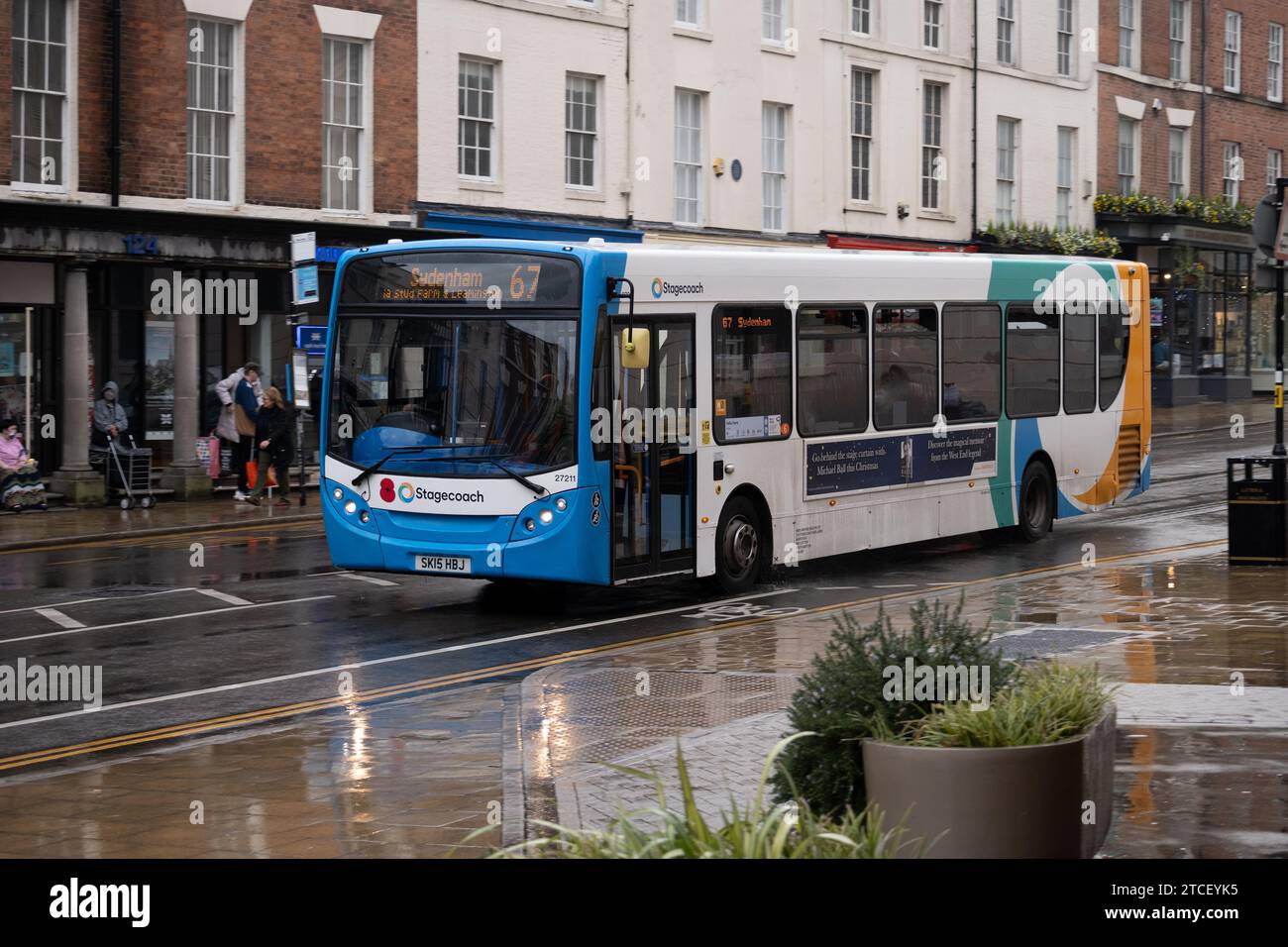 Stagecoach 67 bus service in wet weather, The Parade, Leamington Spa ...