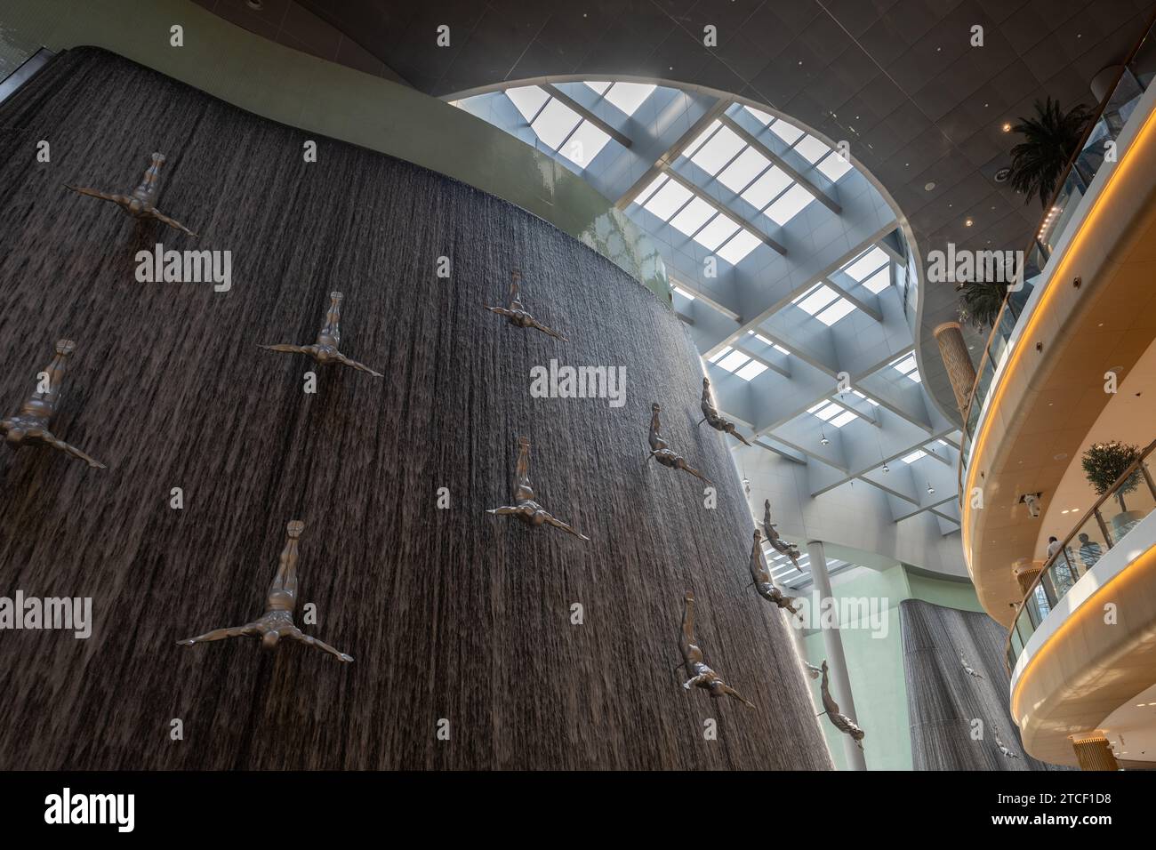 Dubai mall roof architecture hi-res stock photography and images - Alamy