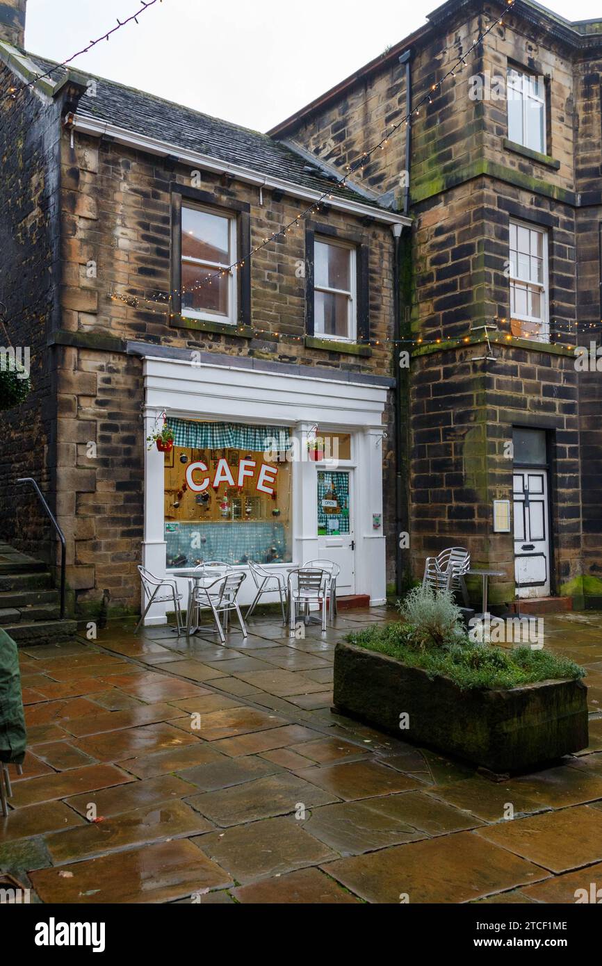 Holmfirth yorkshire cafe hi-res stock photography and images - Alamy