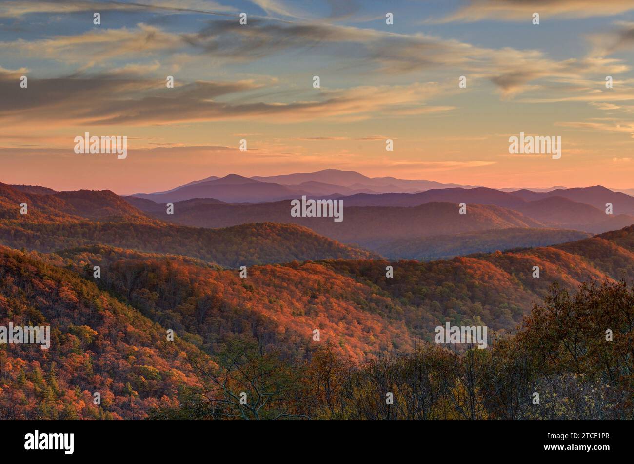 Beautiful light and color falls across the mountains in Blue Ridge ...
