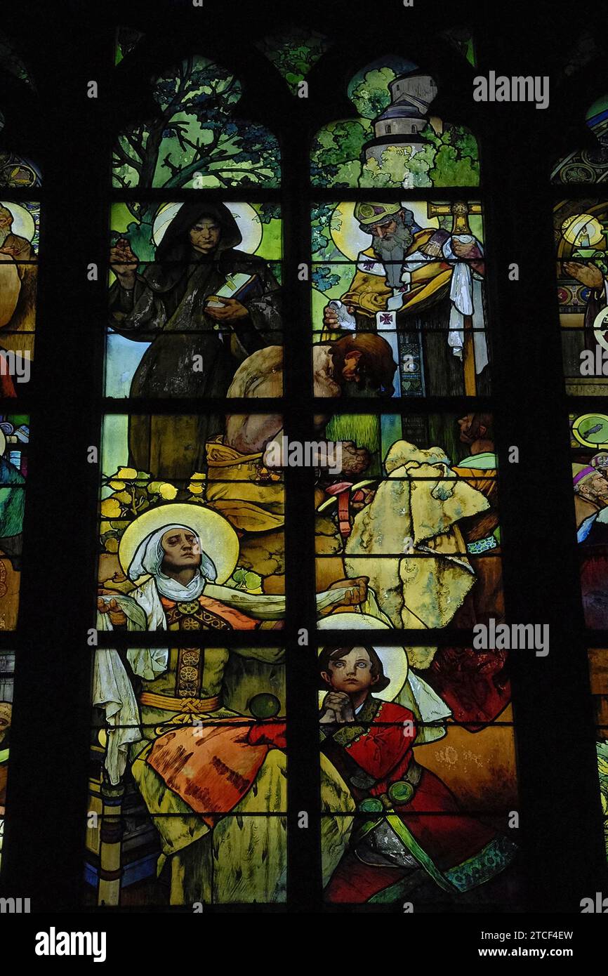 Alphonse mucha stained glass window 1931 hi-res stock photography and ...