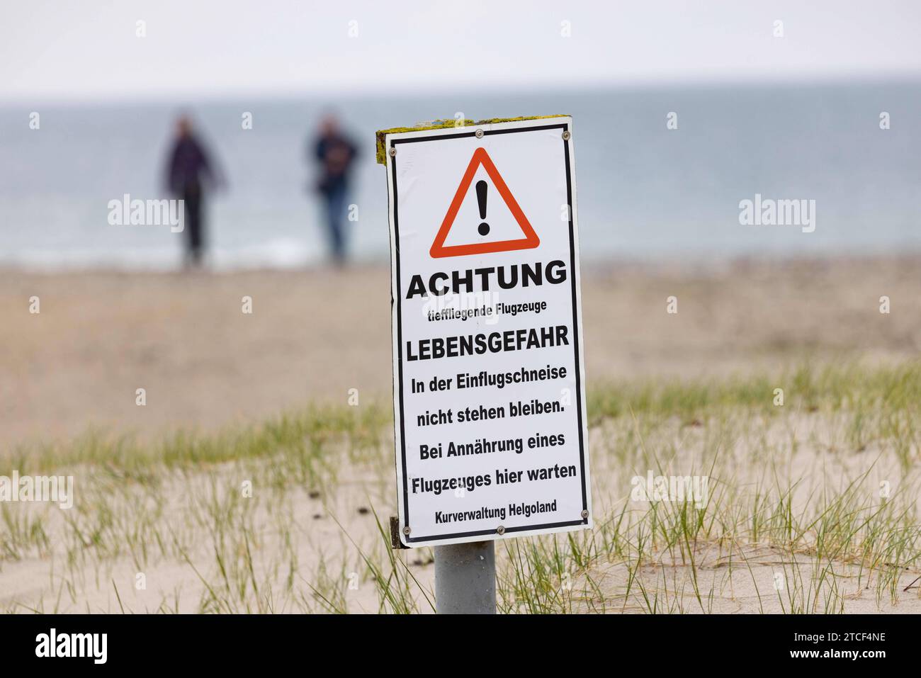 Warning low flying aircraft hi-res stock photography and images - Alamy