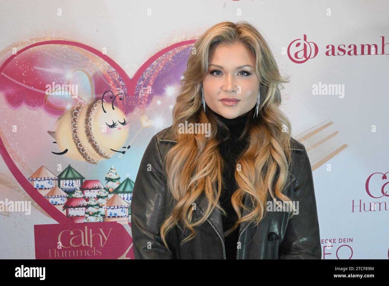 Munich, Germany. 12th Dec, 2023. Blogger Sophia Thiel stands in front ...
