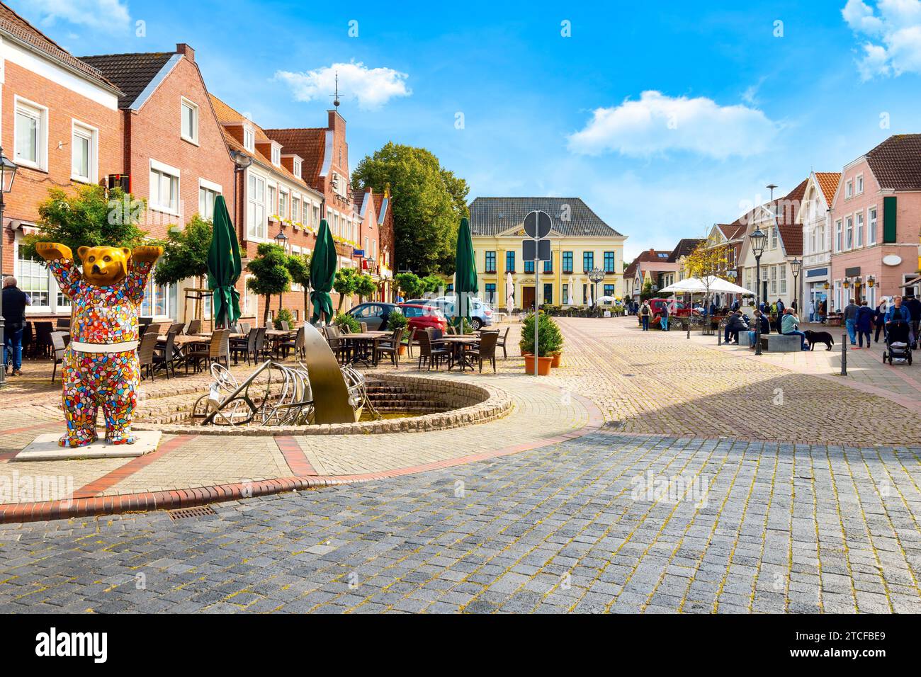 Esens hi-res stock photography and images - Alamy