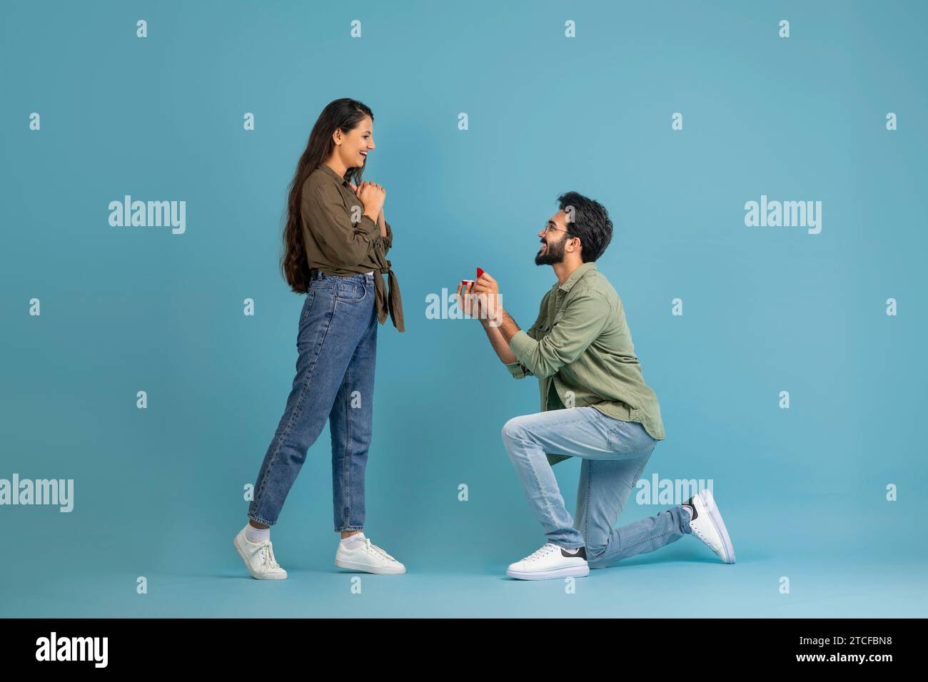 Happy indian man making his girlfriend marriage proposal Stock Photo ...