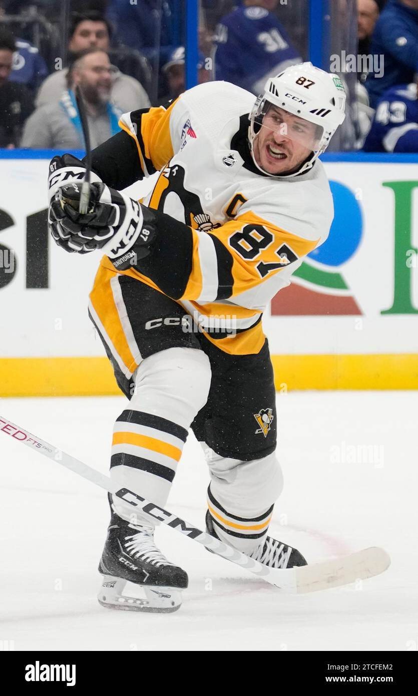 Pittsburgh Penguins center Sidney Crosby (87) against the Tampa Bay ...