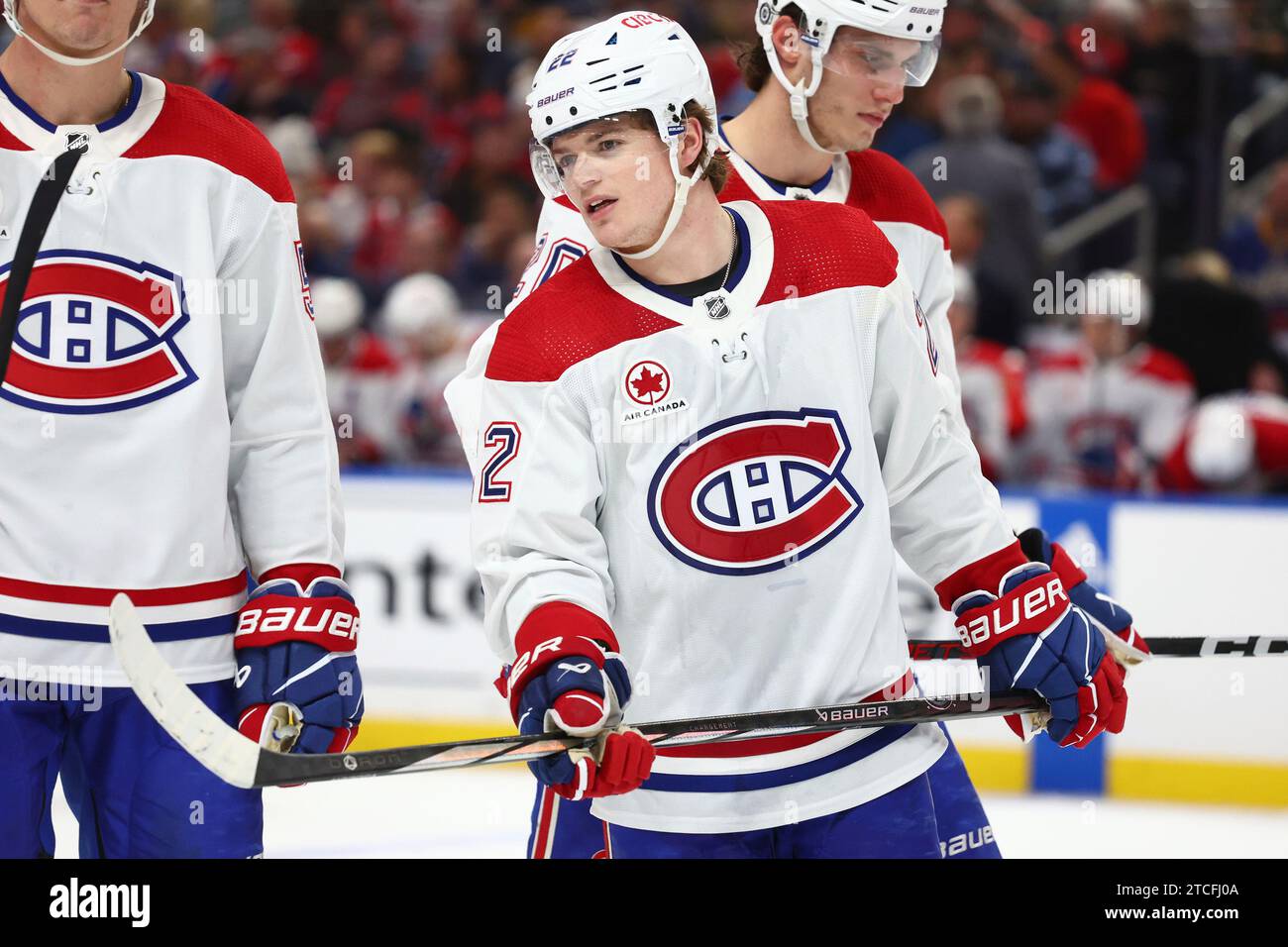 Montreal Canadiens right wing Cole Caufield (22) lines up for a faceoff ...