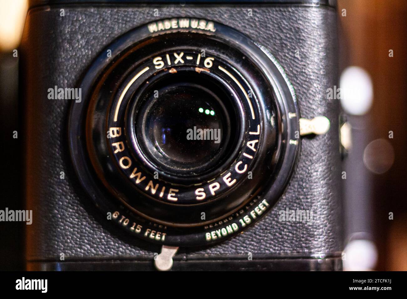 Sixteen lens hi-res stock photography and images - Alamy