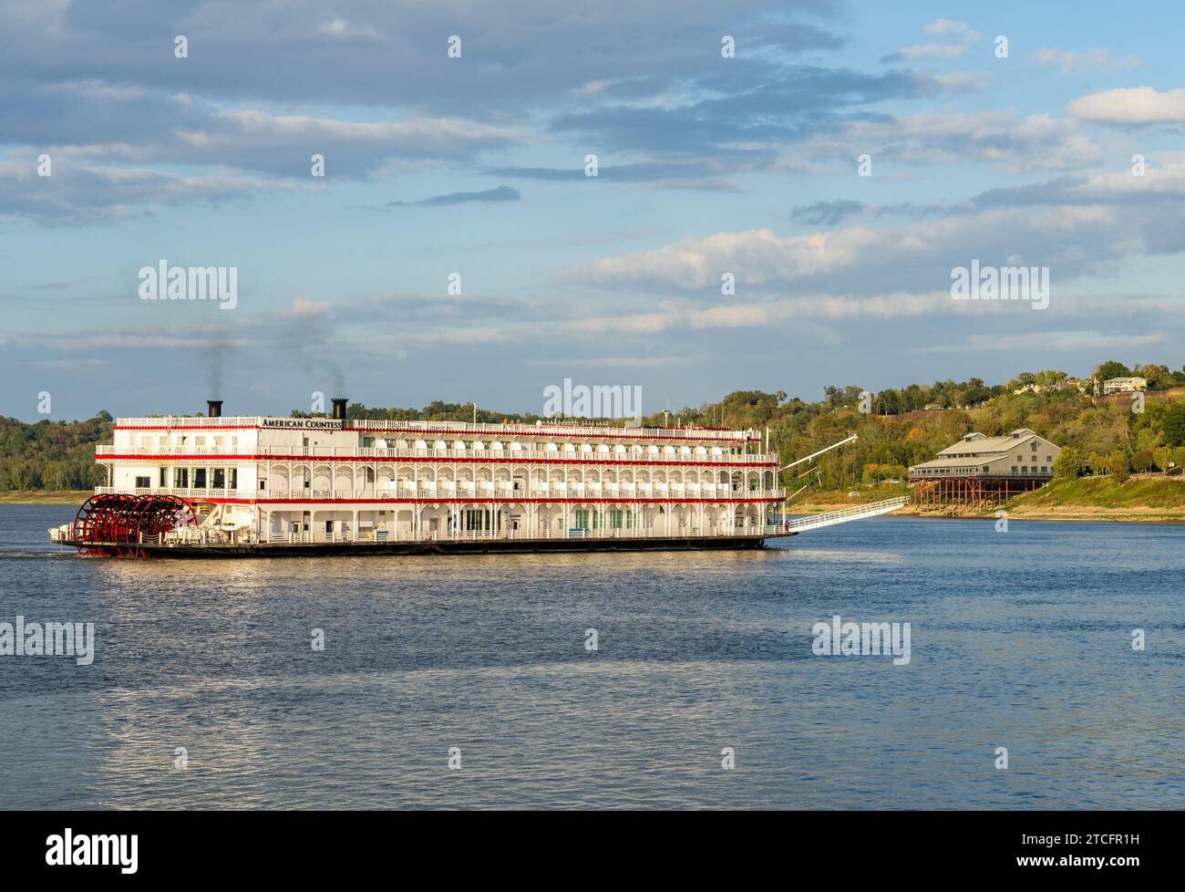 Natchez, MS - 26 October 2023: Paddle steamer river cruise boat ...