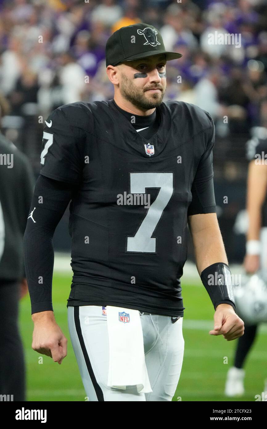 Las Vegas Raiders quarterback Brian Hoyer (7) leaves the field against ...