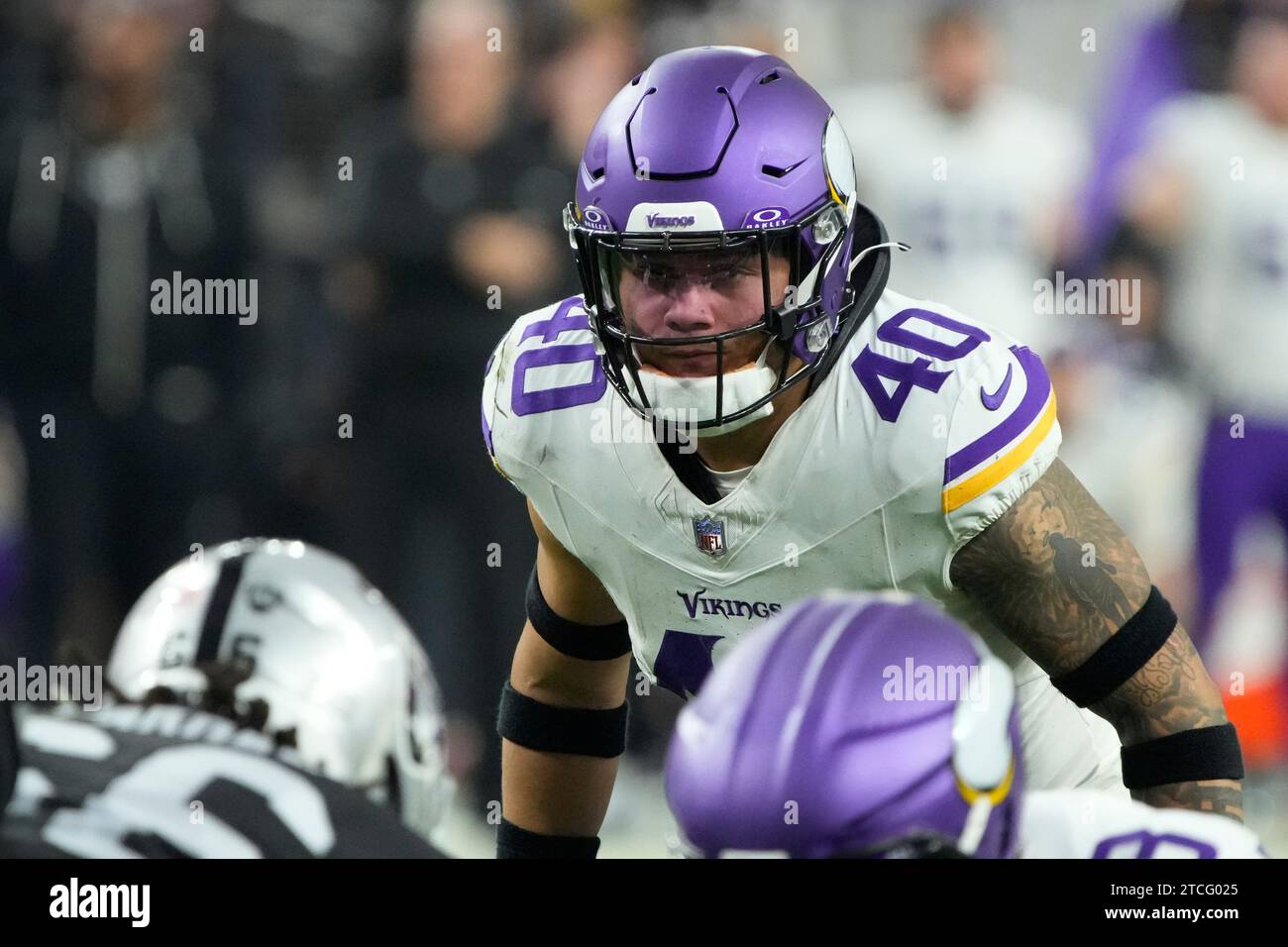 Minnesota Vikings linebacker Ivan Pace Jr. (40) lines up against the ...
