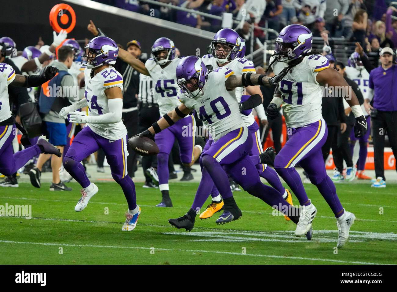 Minnesota Vikings linebacker Ivan Pace Jr. (40) celebrates after ...