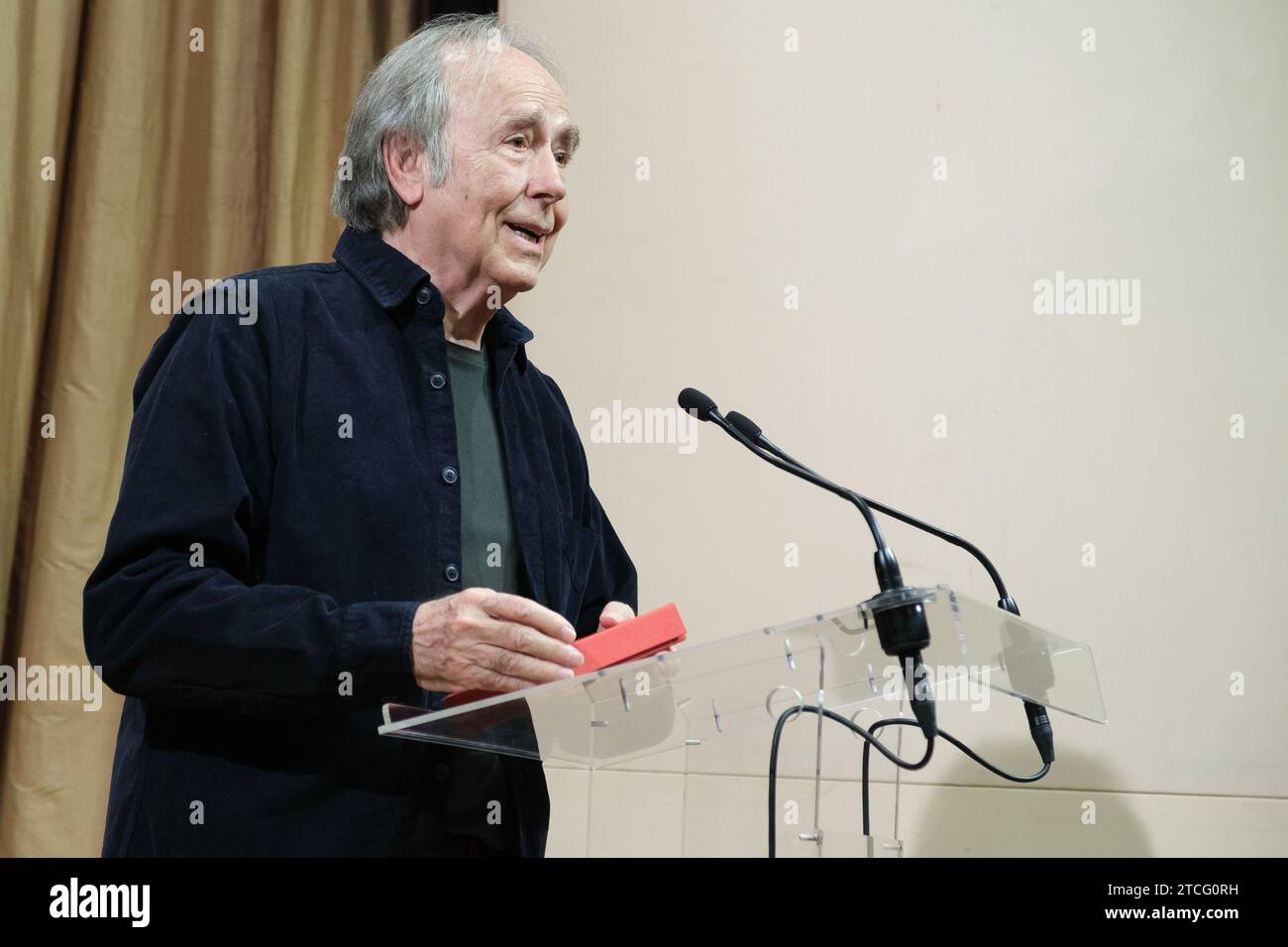 Spanish singer Joan Manuel Serrat receives the SGAE's Medal of Honour ...