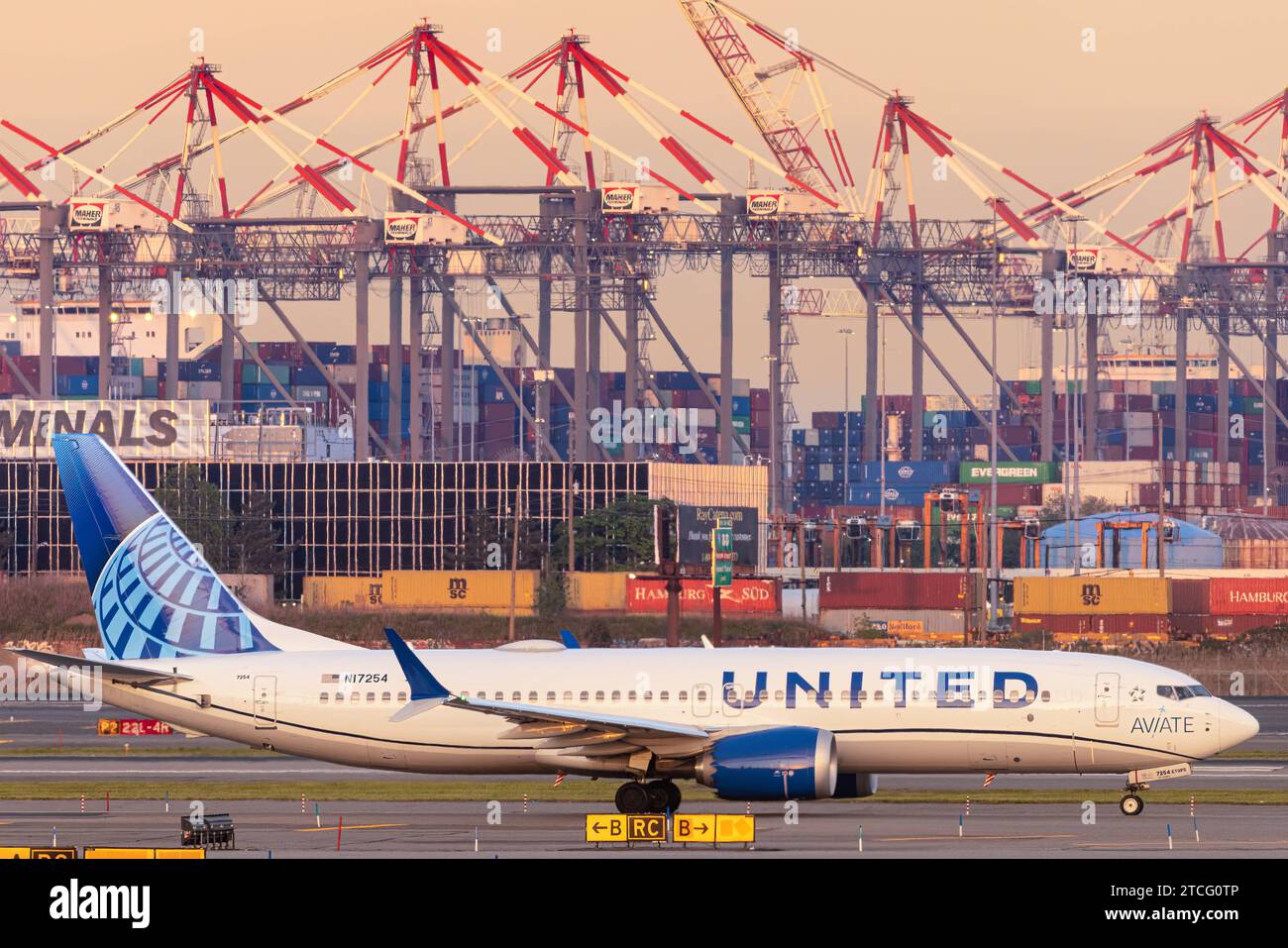 Liberty l 8 hi-res stock photography and images - Alamy