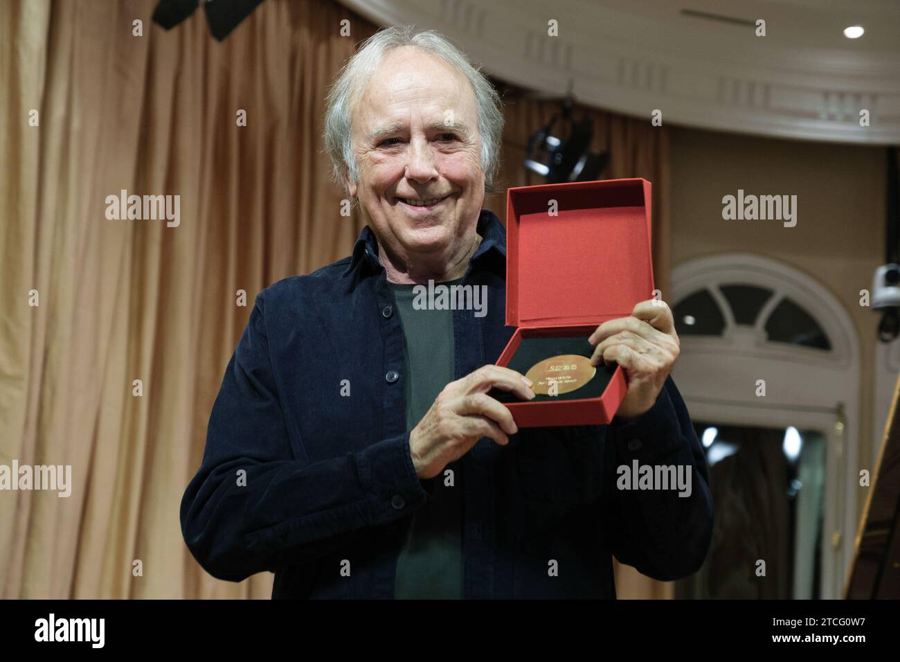 Spanish singer Joan Manuel Serrat receives the SGAE's Medal of Honour ...