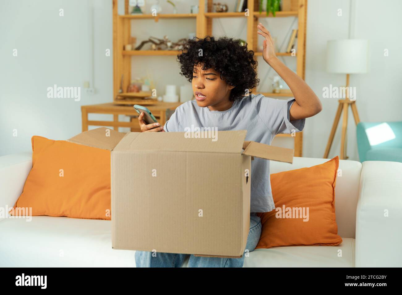 Disappointed customers hi-res stock photography and images - Alamy