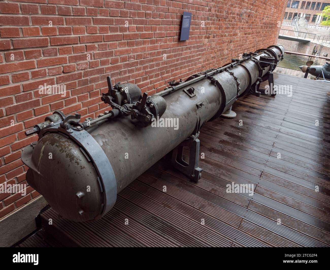 Torpedo tube hi-res stock photography and images - Alamy