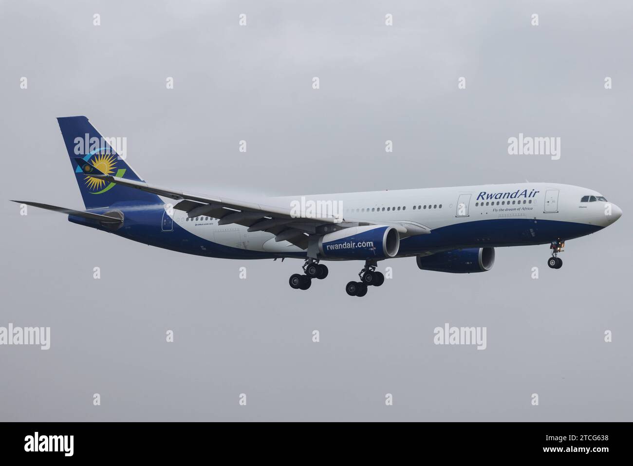 Am flughafen heathrow hi-res stock photography and images - Alamy