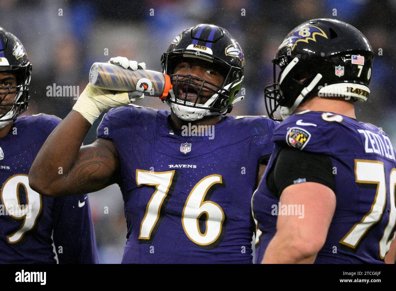 Baltimore Ravens guard John Simpson (76) looks on during the second ...