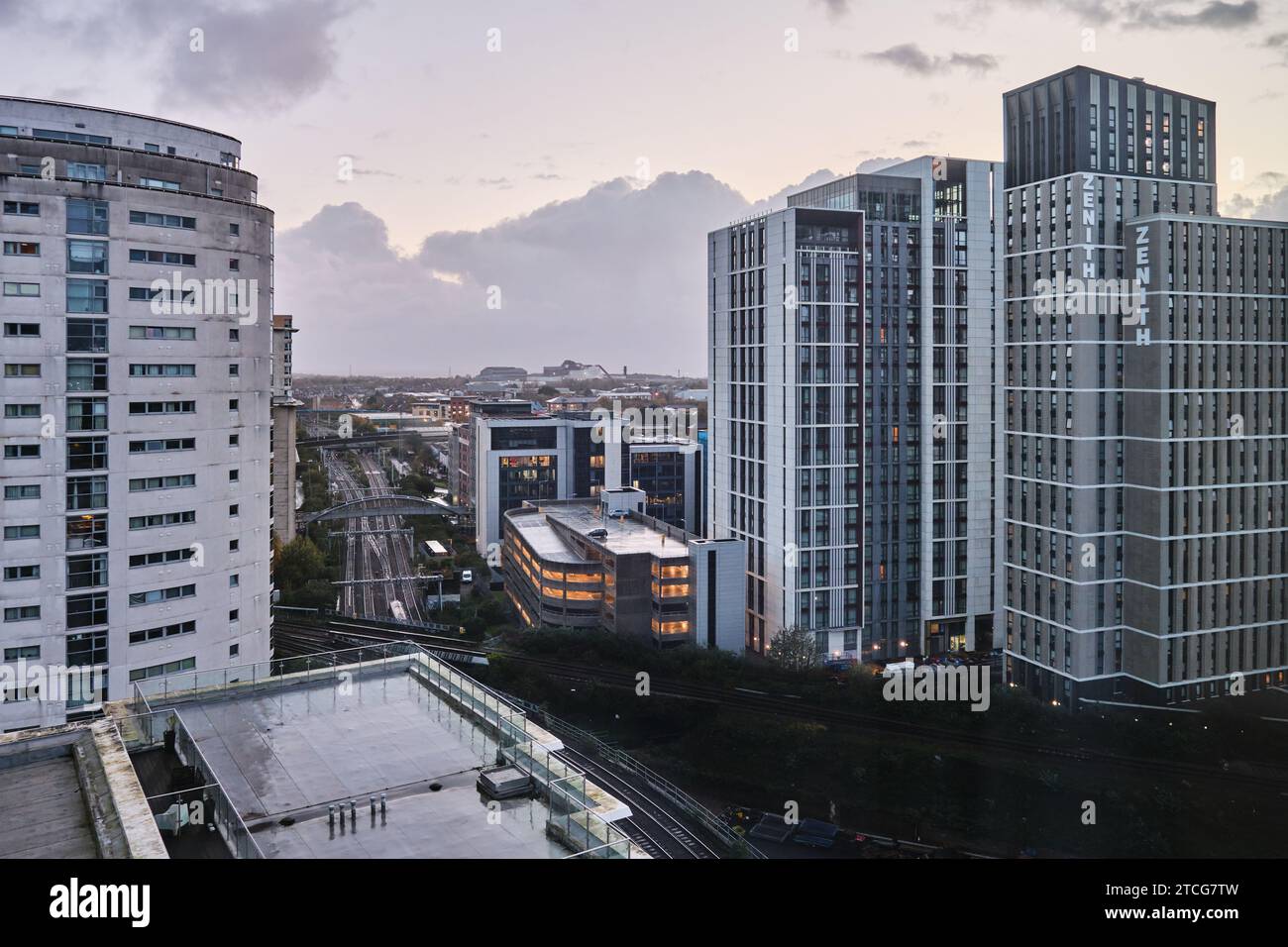 Cardiff cityscape hi-res stock photography and images - Alamy