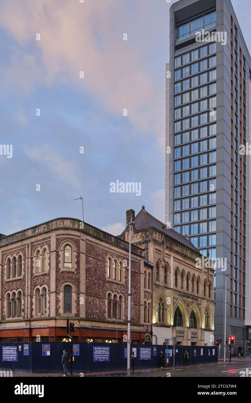 Cardiff, South Glamorgan, Wales, Europe - November 13, 2023: Prince of Wales Wetherspoons pub on ...