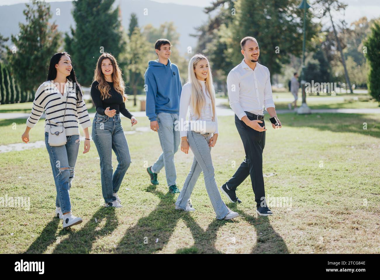 Collaborative Learning. Achieve Goals and Success Through Effective ...