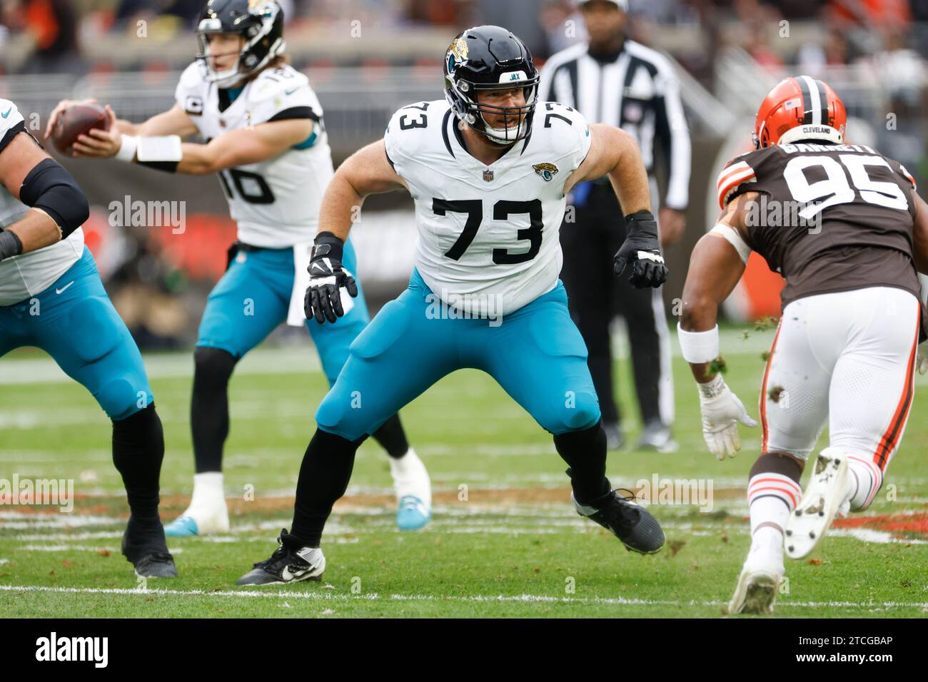 Jacksonville Jaguars guard Blake Hance (73) plays against Cleveland ...