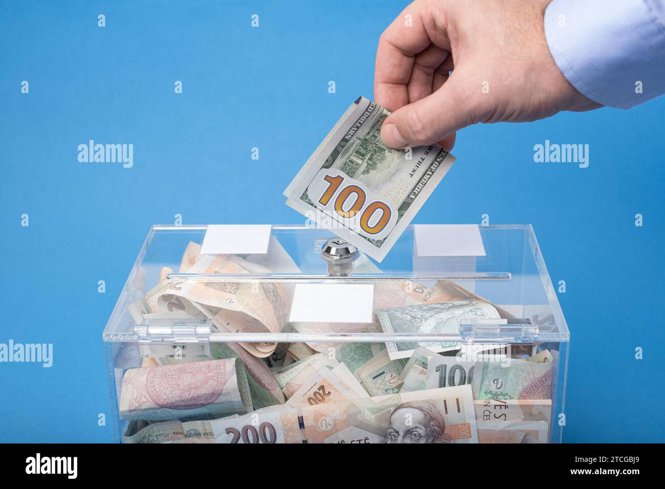 Non cash assistance hi-res stock photography and images - Alamy