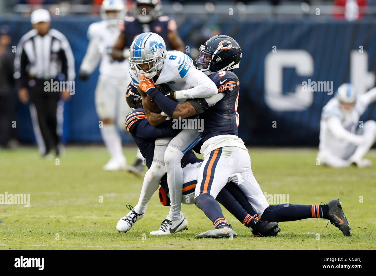 Chicago Bears cornerback Tyrique Stevenson (29) and safety Jaquan ...