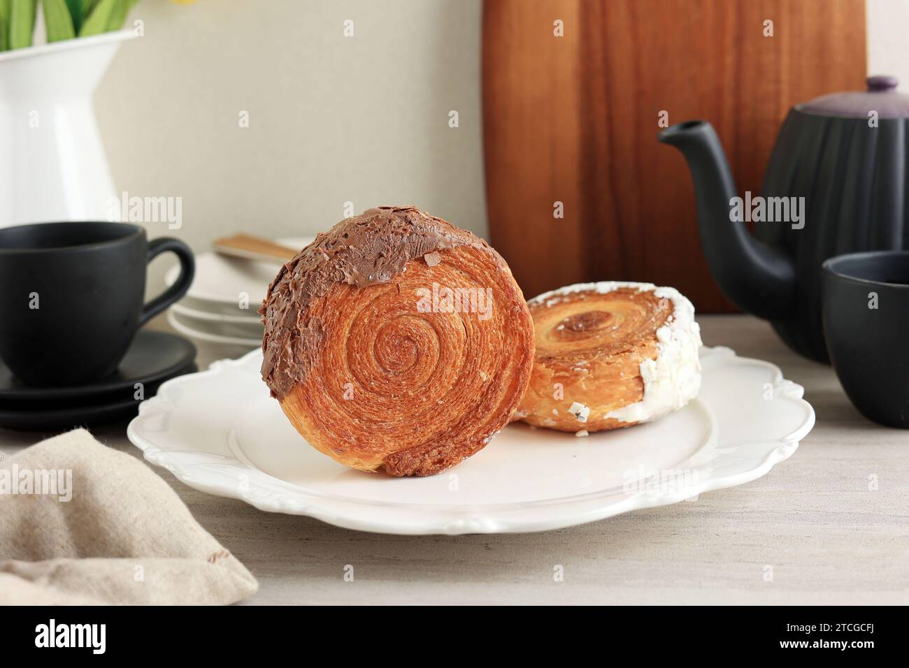 Chocolate Cromboloni New York Roll, Round Rolled Croissant with ...