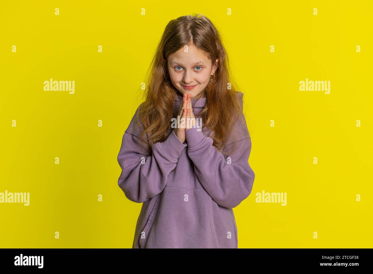 Sneaky cunning preteen child girl kid with tricky face gesticulating ...