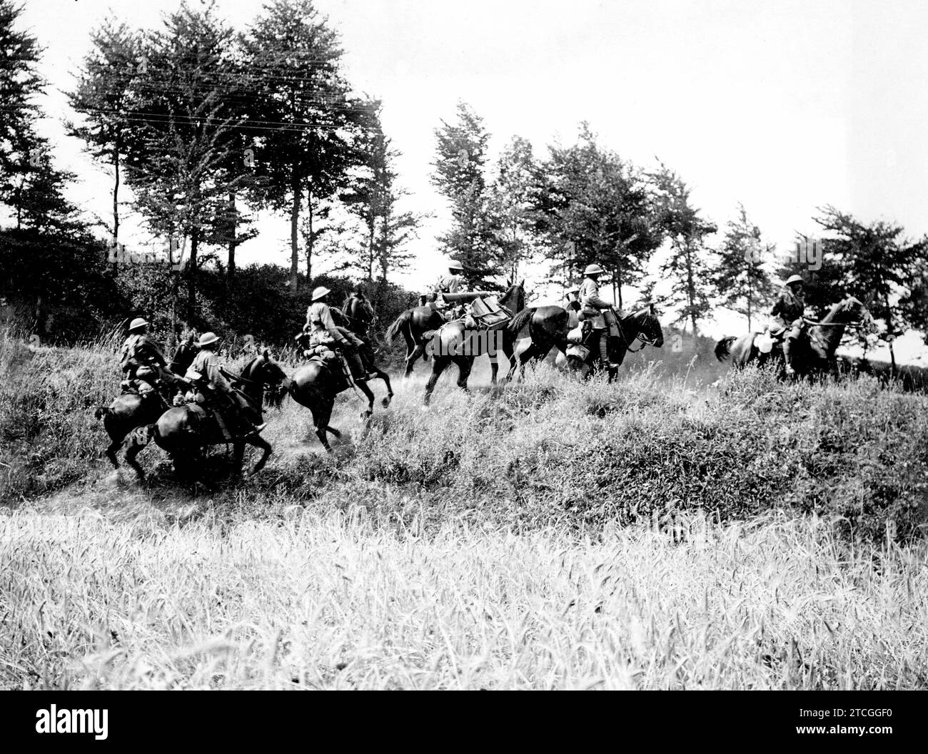 07/31/1916. The English on the Western Front. A cavalry patrol on ...