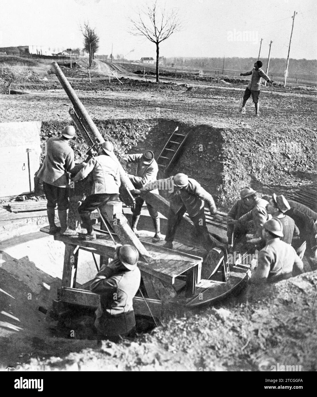 05/31/1916. In the north of France. French Gunners Gunning an Enemy ...