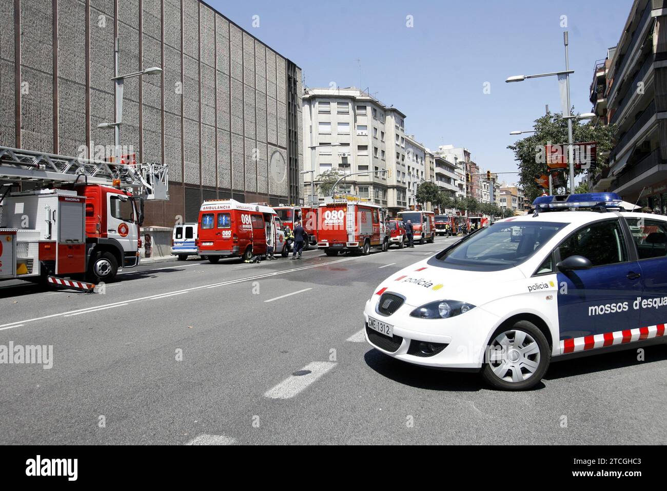 Barcelona fire hi-res stock photography and images - Alamy