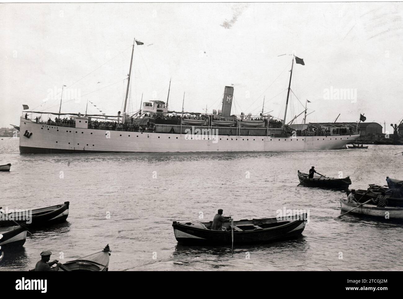 Steamship spanish hi-res stock photography and images - Alamy