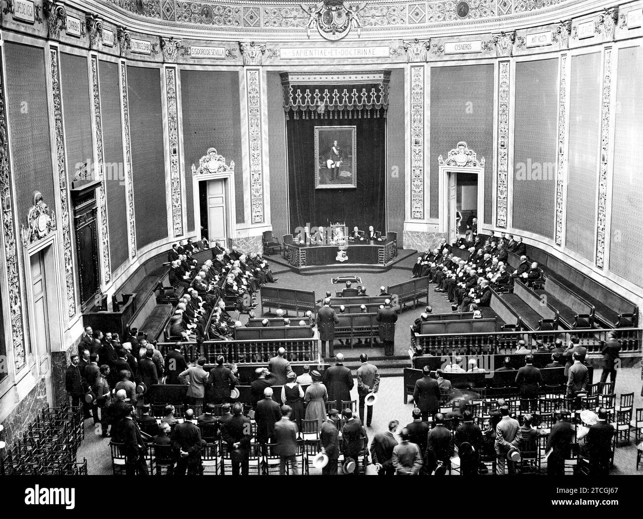 09/14/1916. Opening of the Courts. Solemn session held yesterday in the ...