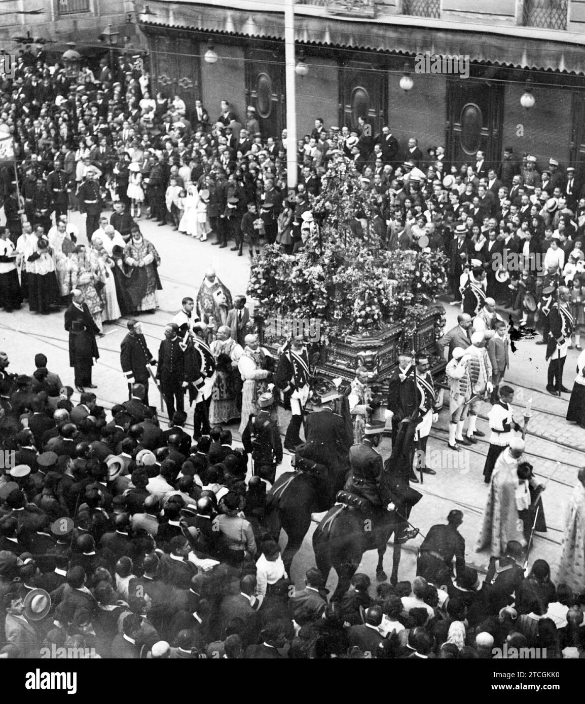 Corpus christi monstrance Black and White Stock Photos & Images - Alamy