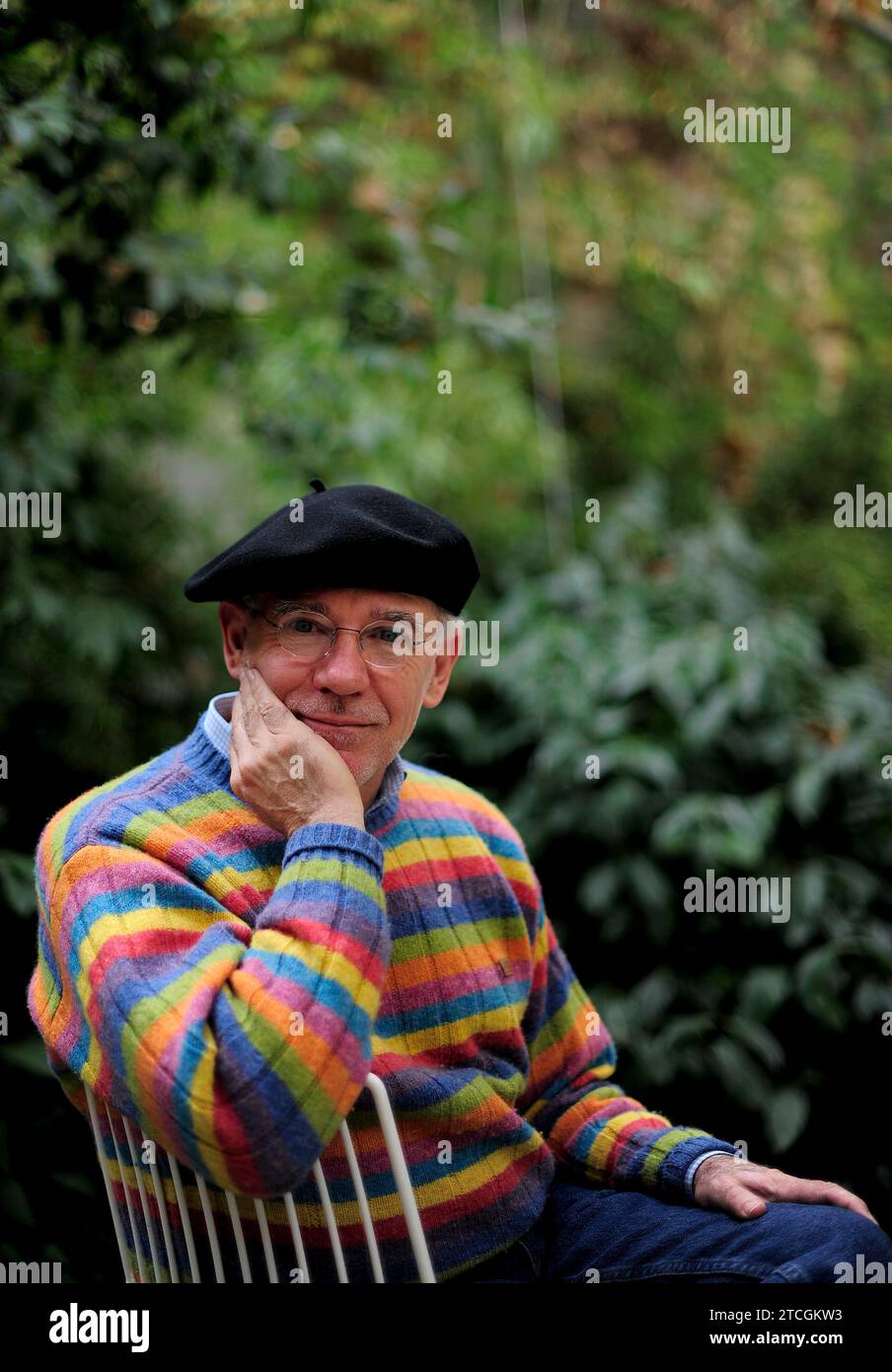 Edward rutherfurd hi-res stock photography and images - Alamy