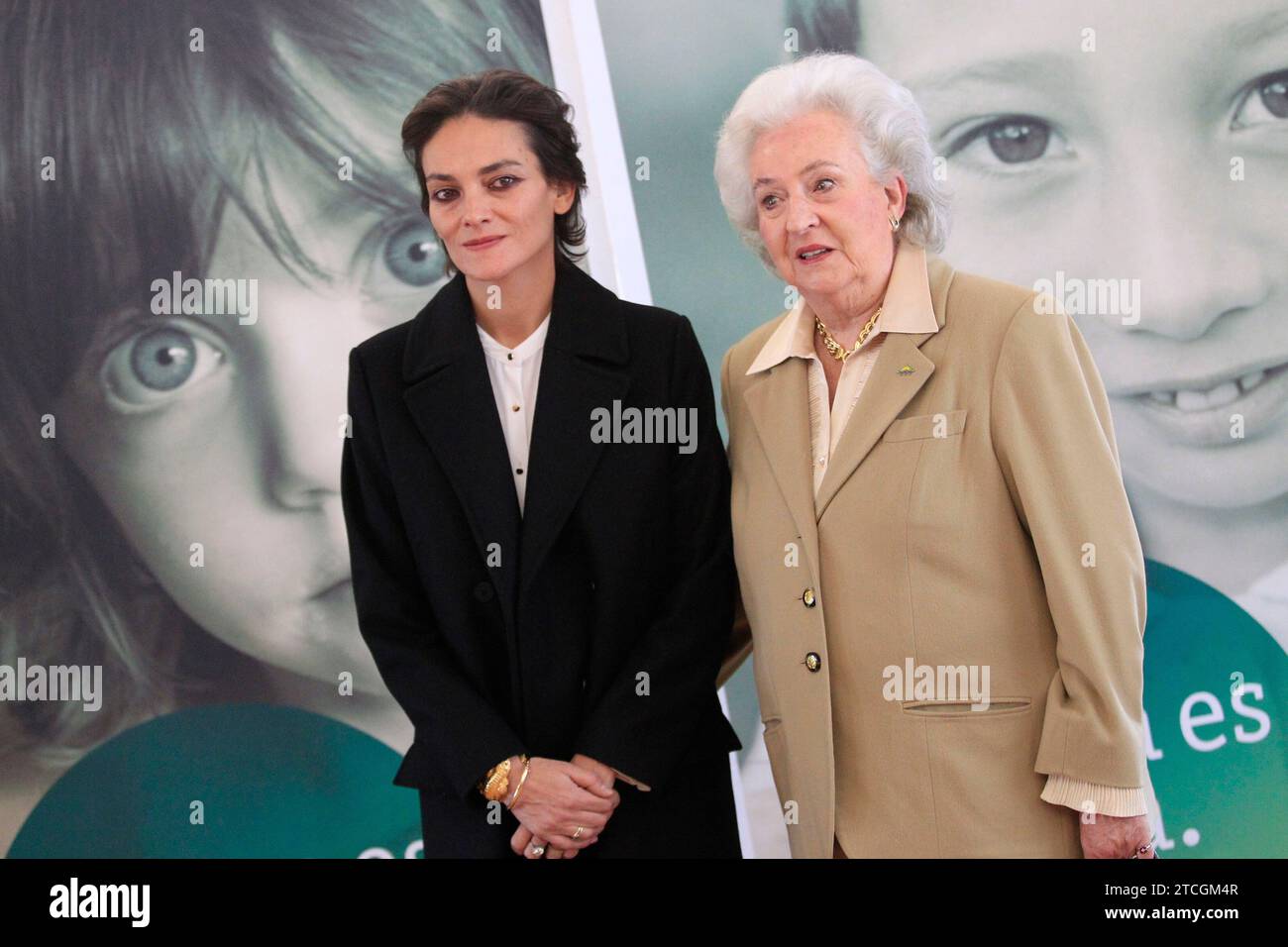 Doña laura hi-res stock photography and images - Alamy